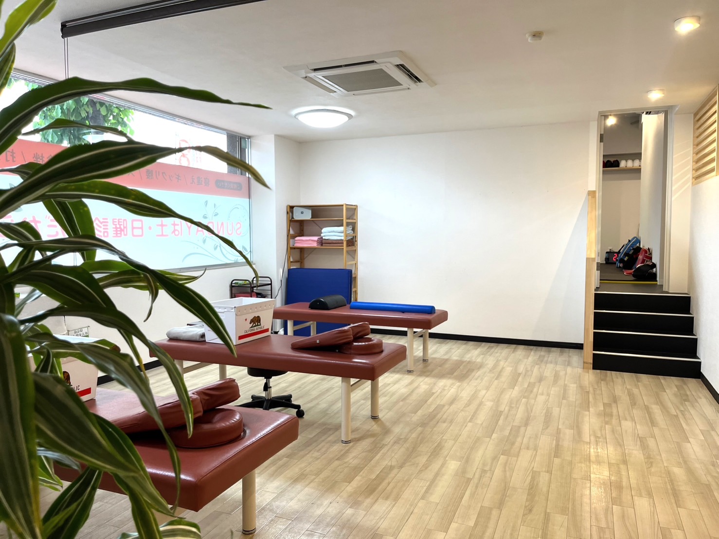 施設案内 - プライベートトレーニングスタジオ HAREZ