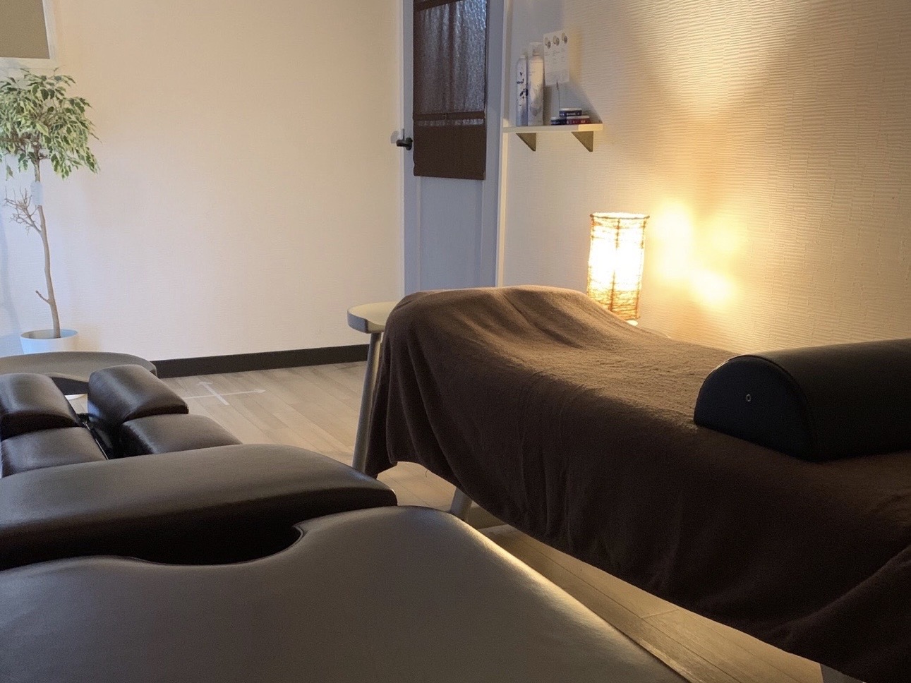 施設案内 - プライベートトレーニングスタジオ HAREZ